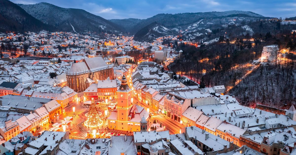 Pe ce dată se deschide Târgul de Crăciun din Brașov în 2023. Tema din ...