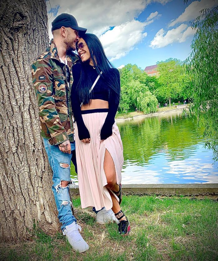 Livia i-a spus lui Cătălin Bordea că peste câteva luni va fi tată, chiar în ziua în care au ...