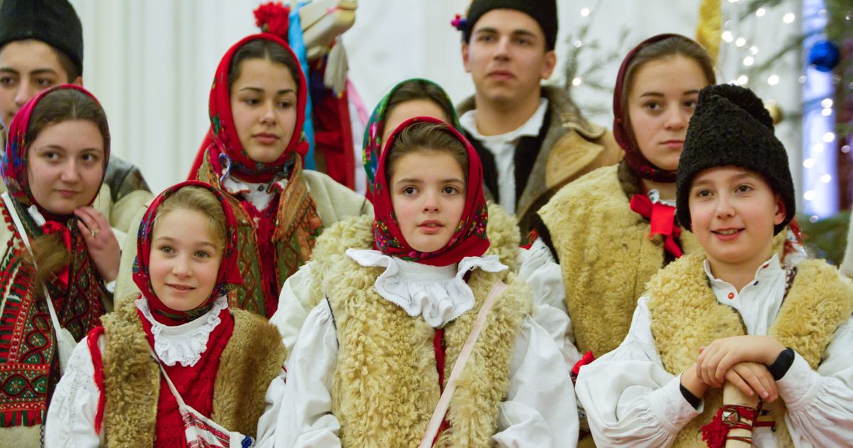 Pe ce dată se merge cu colindul, Sorcova, Steaua și Plugușorul ...