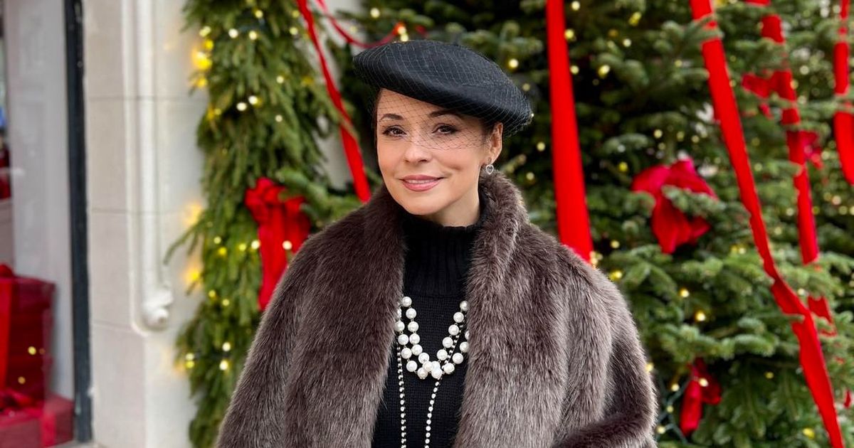 Cine este Andreea Marin? Biografie: vârstă, studii, carieră. Vedeta a ...