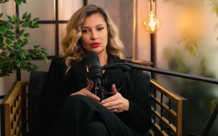 Lora dezvăluie motivul pentru care nu a devenit mamă până la vârsta de ...