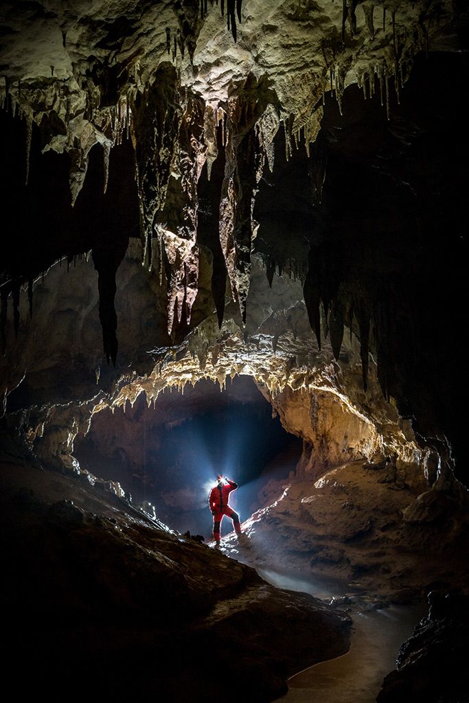 Top 10 cele mai frumoase peșteri din România. FOTO - WOWbiz.ro