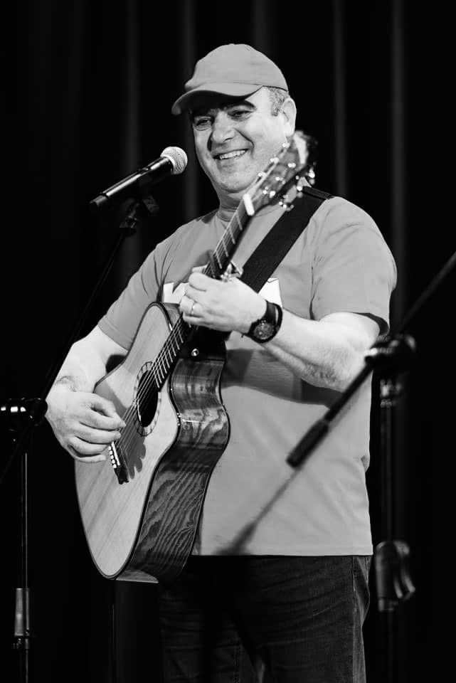 Doliu în lumea artistică! A murit Dănuț Caramihai, unul dintre membrii ...