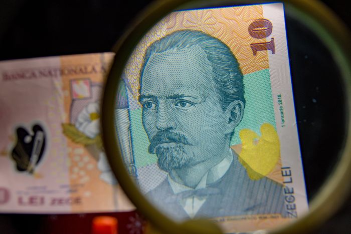 Unde se află casa de pe bancnota de 10 lei. Mulți au trecut pe lângă ea ...