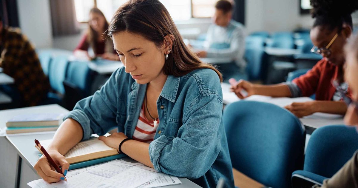 Modele de subiecte la Psihologie pentru BAC 2024. Vezi calendarul de ...