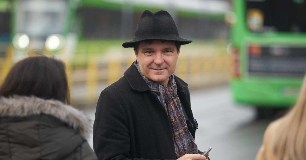 Cine este Nicușor Dan? Biografie: vârstă, studii, carieră. Va candida ...
