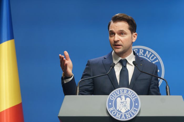 Cine este Sebastian Burduja? Biografie: vârstă, studii, carieră ...