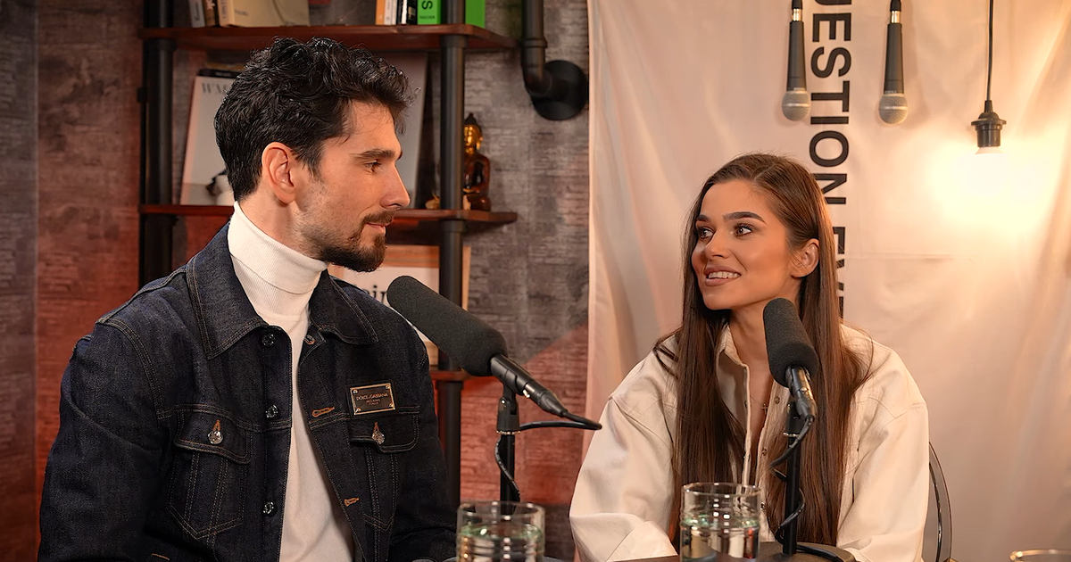 „Vom fi cinci. Noi doi și trei copii” Theo Rose și Anghel Damian ...