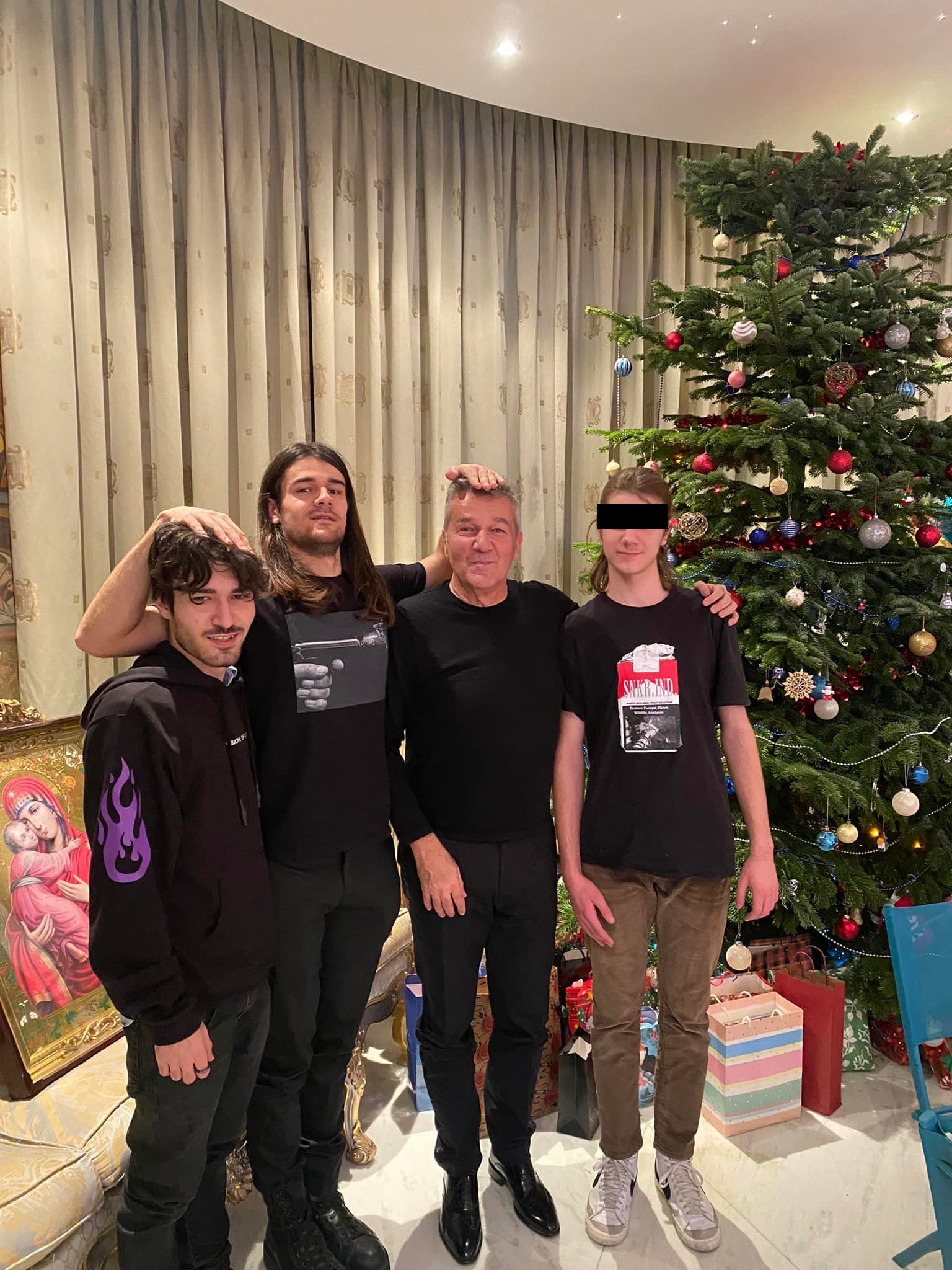 Cine este Andia? Biografie: vârstă, nume real, studii, carieră. Află ...