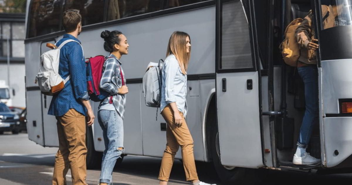 5 reguli şi sfaturi de bun simţ când mergi cu autobuzul - WOWBiz