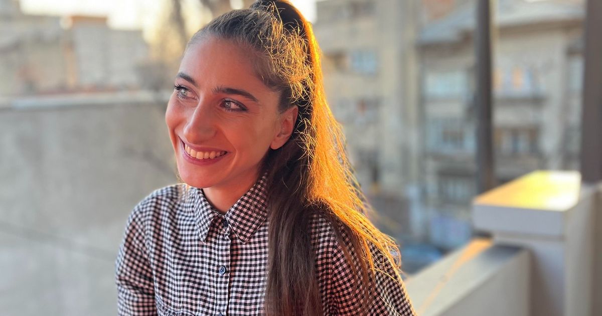 Cine este Andreea Ghiță, actrița care o interpretează pe „Vrăjimăturica ...