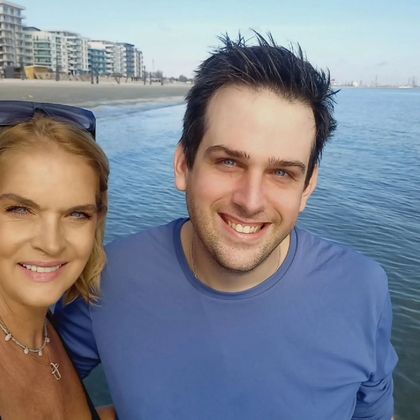 Cine este Manuela Hărăbor? Biografie: vârstă, studii, carieră. A trecut ...