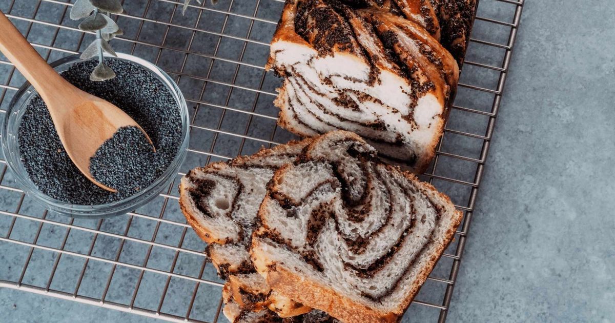 Prăjitură cu cozonac uscat. Ce ingrediente să adaugi pentru un desert ...