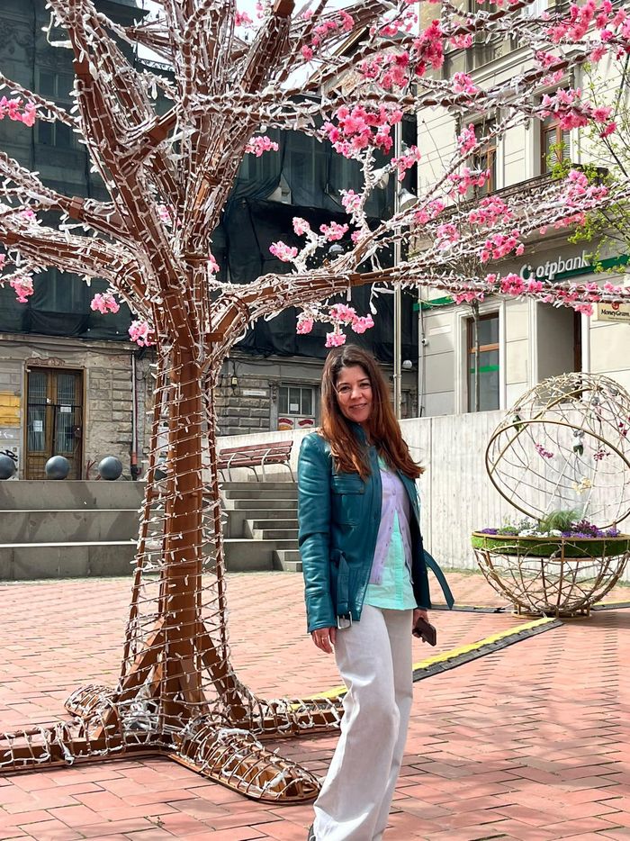 Ce a apărut pe contul fostei soții a lui Răzvan Simion, înainte ca ...