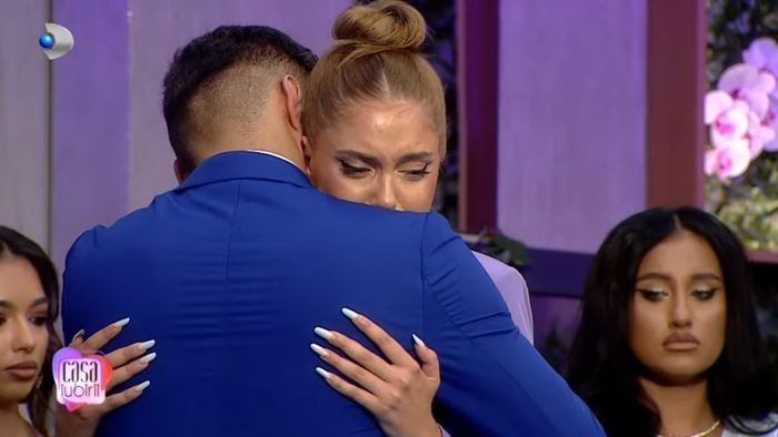 Șoc total în „Casa iubirii”! Cosmin, descalificat după ce s-a dovedit că mesajele dintre el și ...