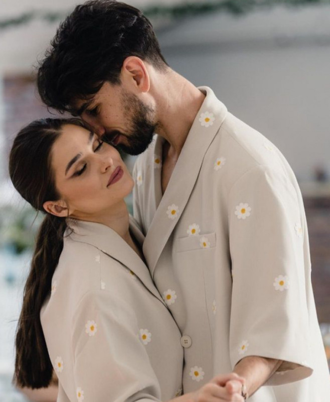 „La starea civilă. Mă mărit” Theo Rose, nuntă în secret cu Anghel Damian! Artista, rochie de ...