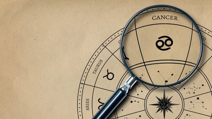 Horoscop zodia Rac pentru anul 2025. Predicții astrologice despre bani ...