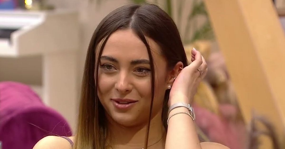 Cristina de la "Casa Iubirii", transformată complet. Susținătorii abia ...