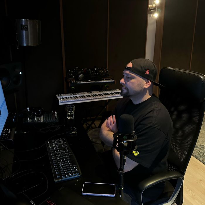 Cine este Bitză. Biografie: nume real, vârstă, studii, carieră. Află ...