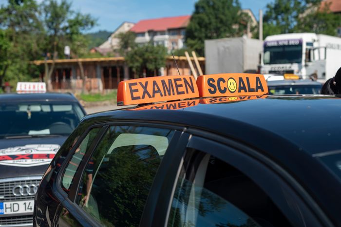 Schimbare permis auto 2025: Ce acte sunt necesare, cât costă taxa și unde trebuie să te prezinți ...