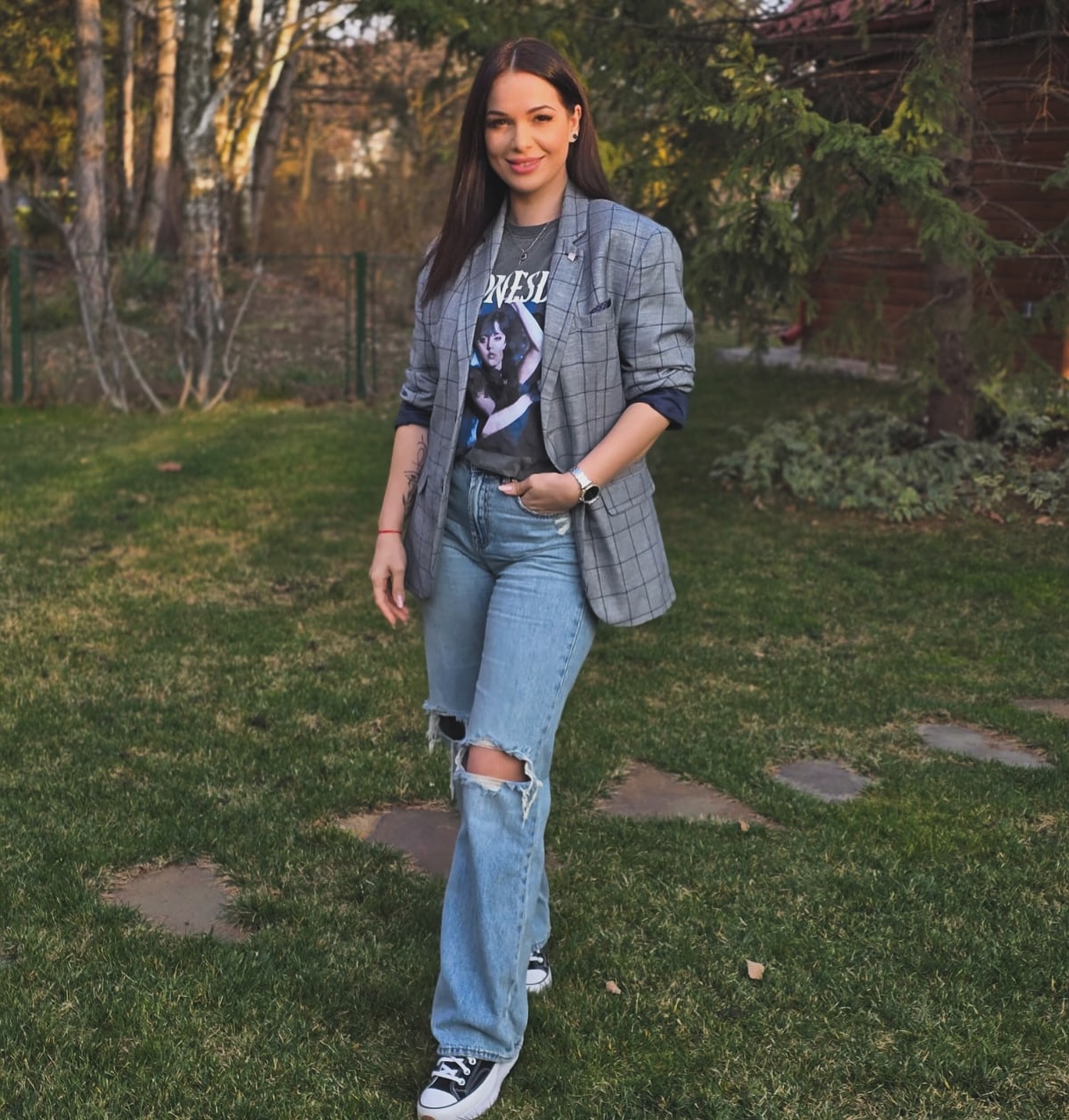 Deea Maxer, în doliu! Bunica vedetei s-a stins din viață, după o luptă ...