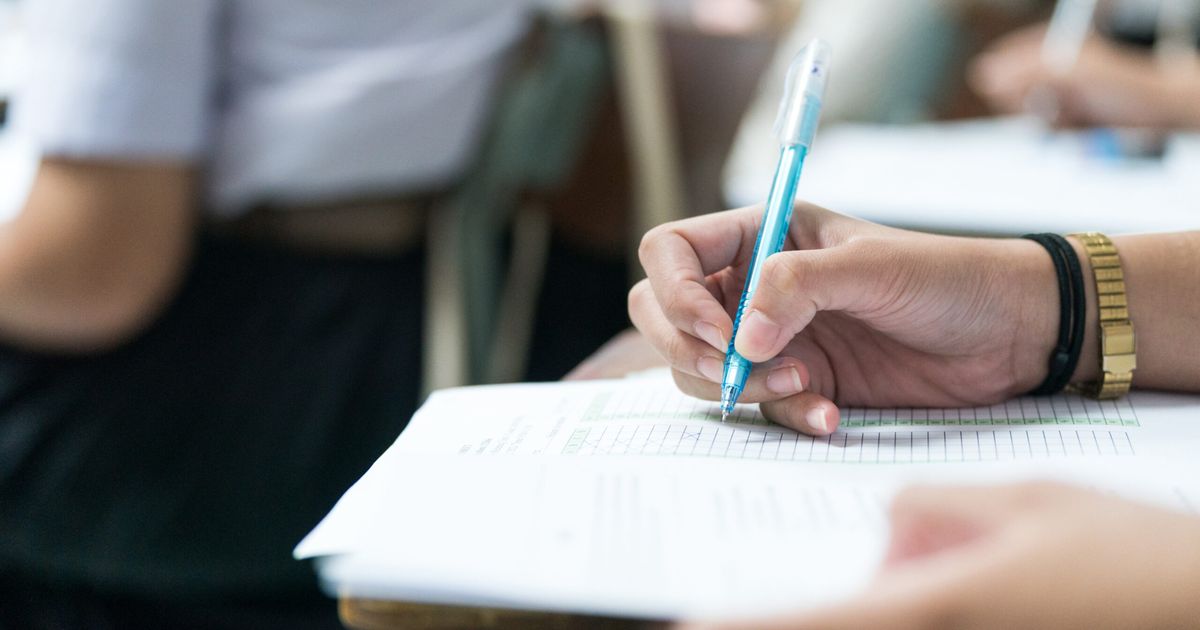 Simulare BAC 2025. Subiecte și Barem la Română, Matematică, Istorie ...