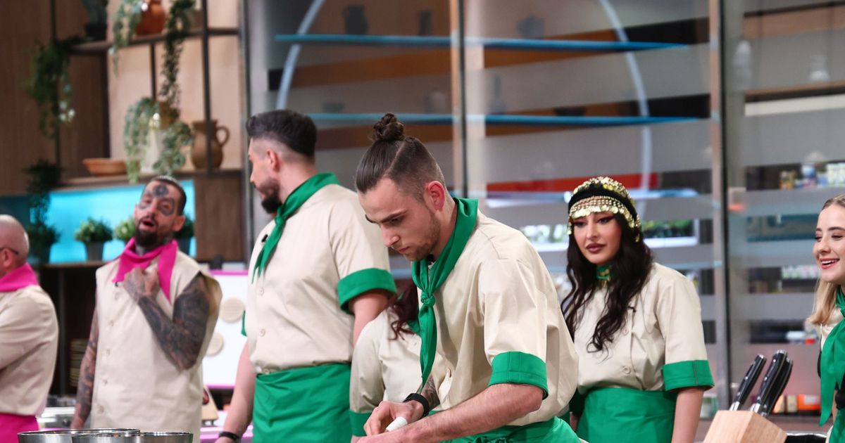 Cine sunt concurenții din echipa verde de la Chefi la cuțite 2025. Ștefan Popescu și Alexandru ...