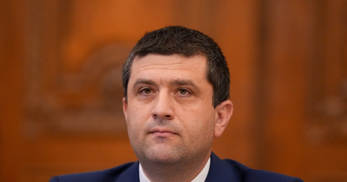 Cine este Radu Miruță. Biografie: vârstă, studii, carieră. A preluat ...