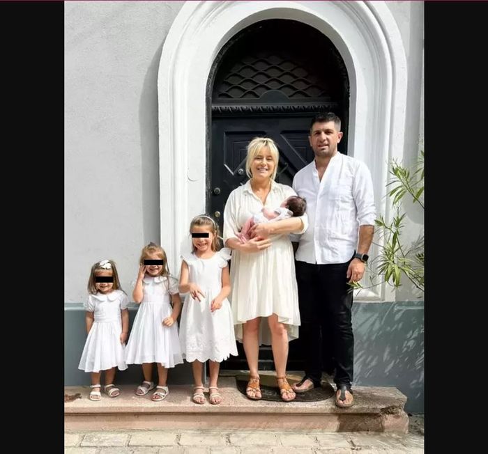 Laura Cosoi a făcut un anunț surprinzător: „Dau naștere celui de-al ...