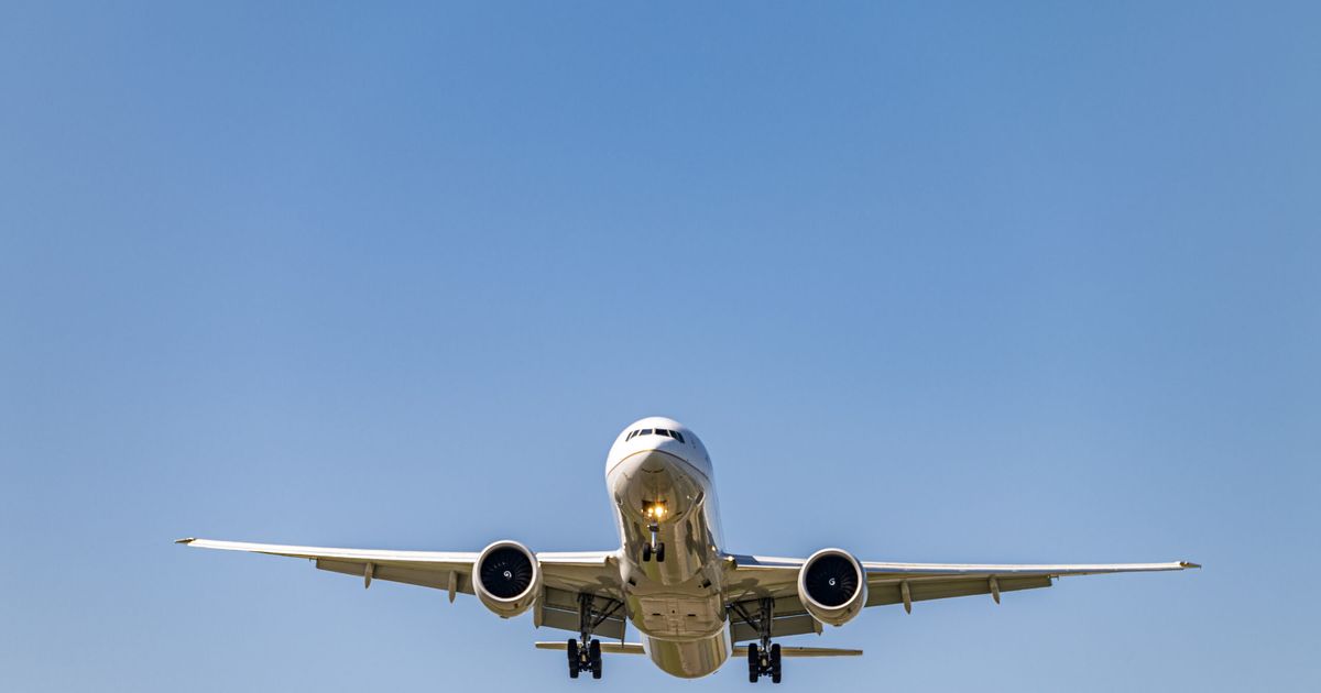 Un avion cu destinația Roma a revenit pe Aeroportul Otopeni la scurt ...