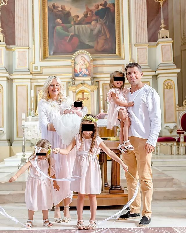 Laura Cosoi, pe mâinile medicilor după ce a anunțat că este din nou ...