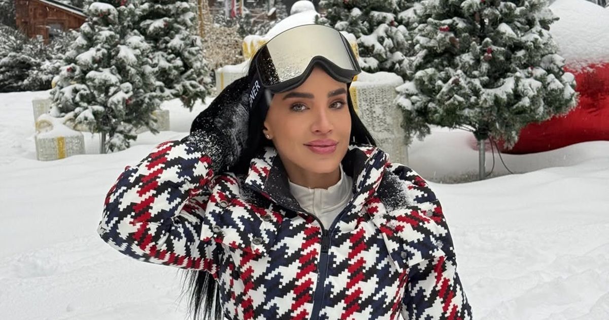 A costat cât o vacanță! Geaca de schi cu care Adelina Pestrițu a ...