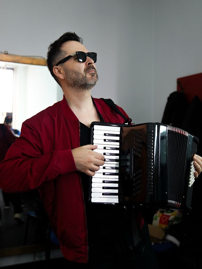 Cine sunt Edward Maya, LavBbe și Costi, finaliștii de la Eurovision ...