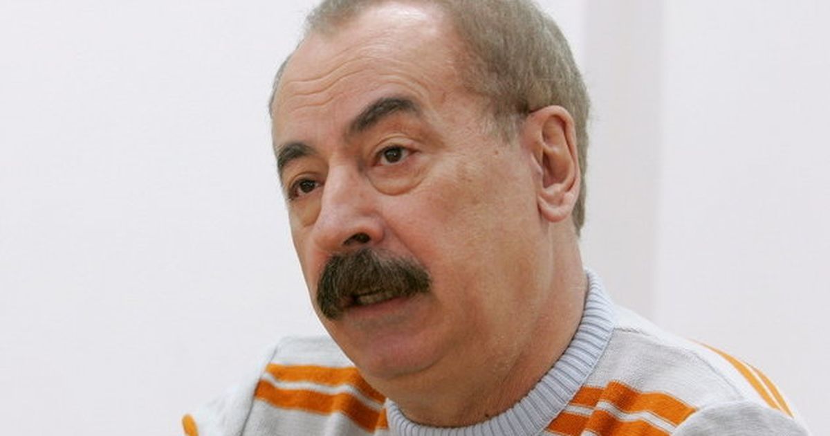 Radu Vasile a fost si poet! Vezi sub ce pseudonim a publicat si ce ...