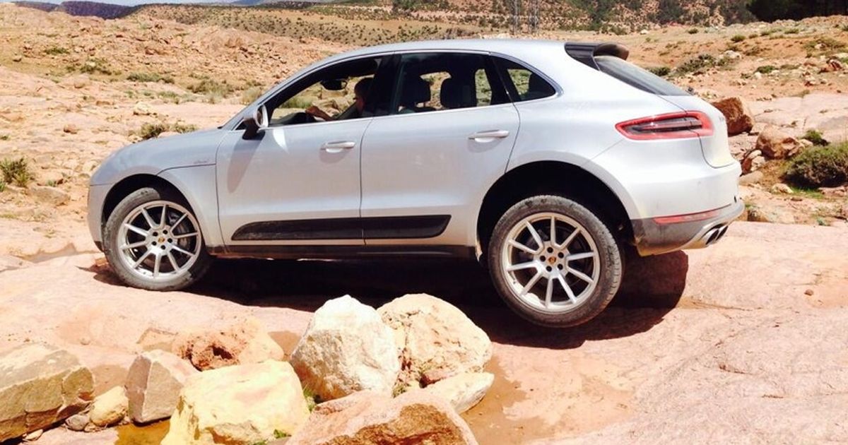 Absolut fenomenal! Au lansat cel mai nou model de SUV Porsche, dar! S ...