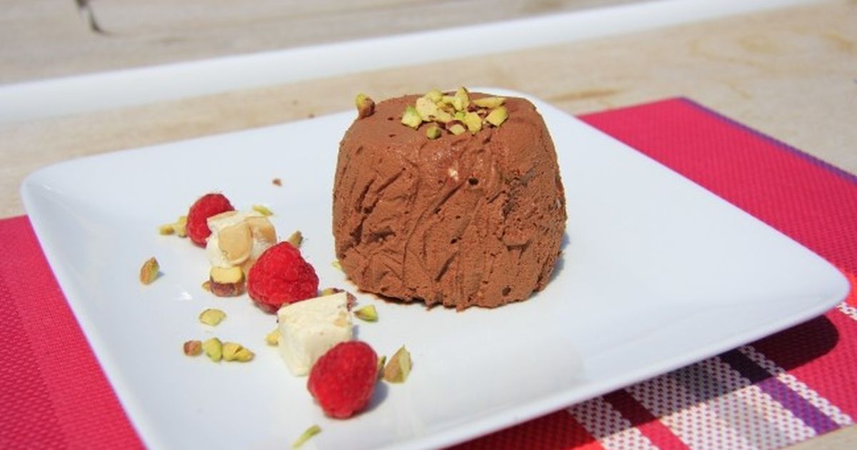 Desertul perfect pentru zilele calduroase: Semi-freddo de ciocolata cu ...