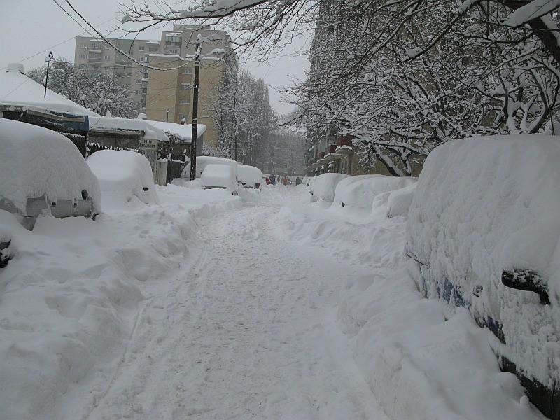 Zapada de peste 30 de centimetri! Astea sunt avertizarile ...