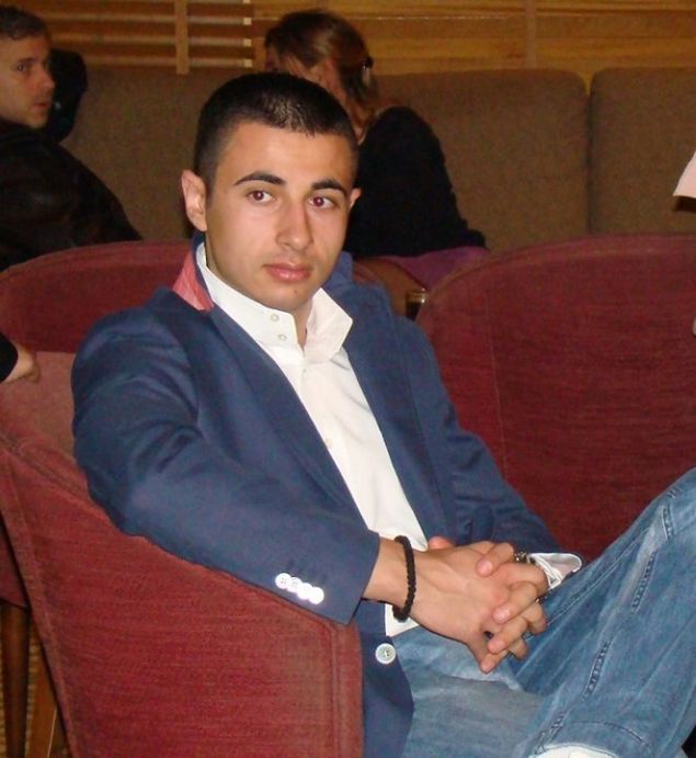 Gina Pistol l-a vizitat pe Alin Cocos in arestul la domiciliu! - WOWBiz