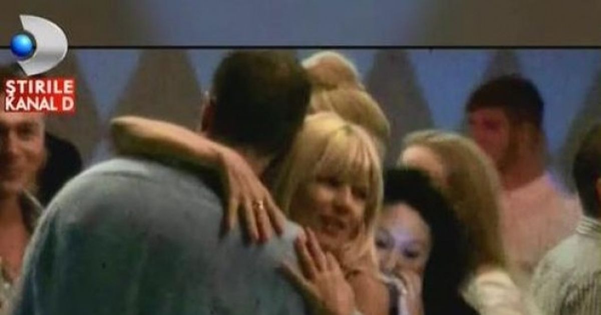 Dezvaluiri in premiera! Actualul iubit al Elenei Udrea "a fost un copil ...