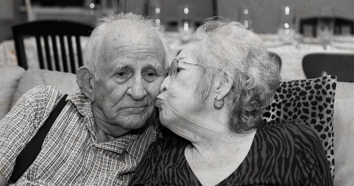 Acesti batranei de 70 de ani au decis sa divorteze! Vei izbucni in ...