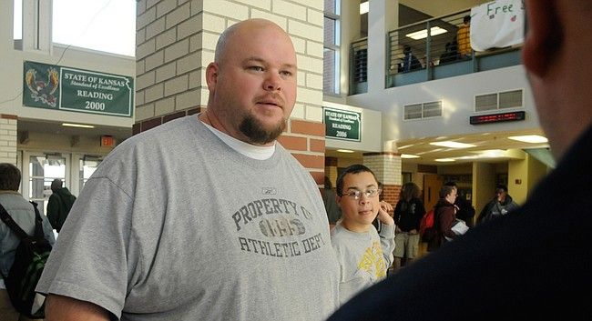 Actorul si sportivul Keith Loneker a murit! Cancerul l-a rapus la doar ...
