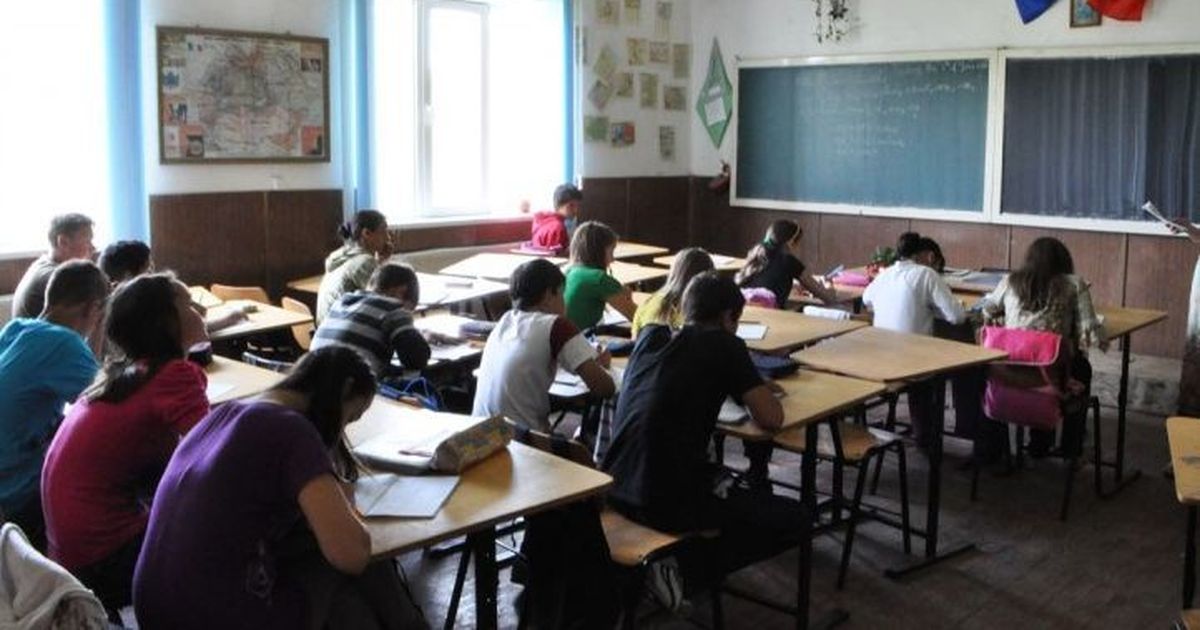 Nu se mai fac ore! Trei zile de doliu national in scolile din Romania ...