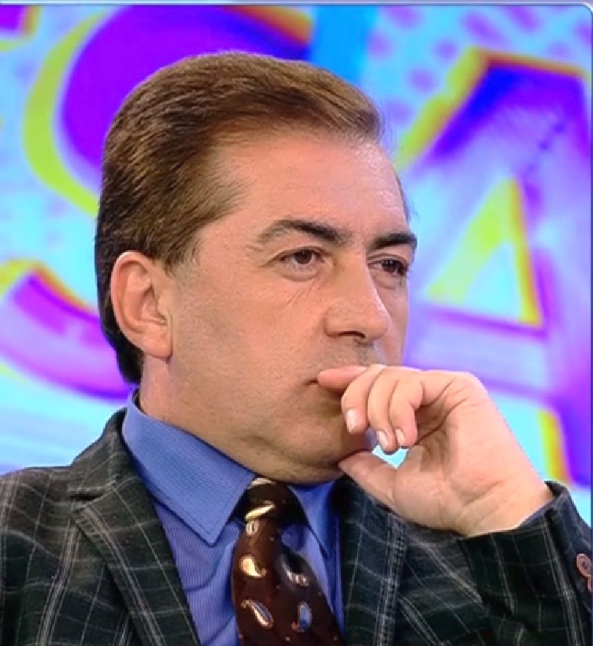 Cum arata masina in care se afla Daniel Ionascu! Avocatul a fost dus de ...