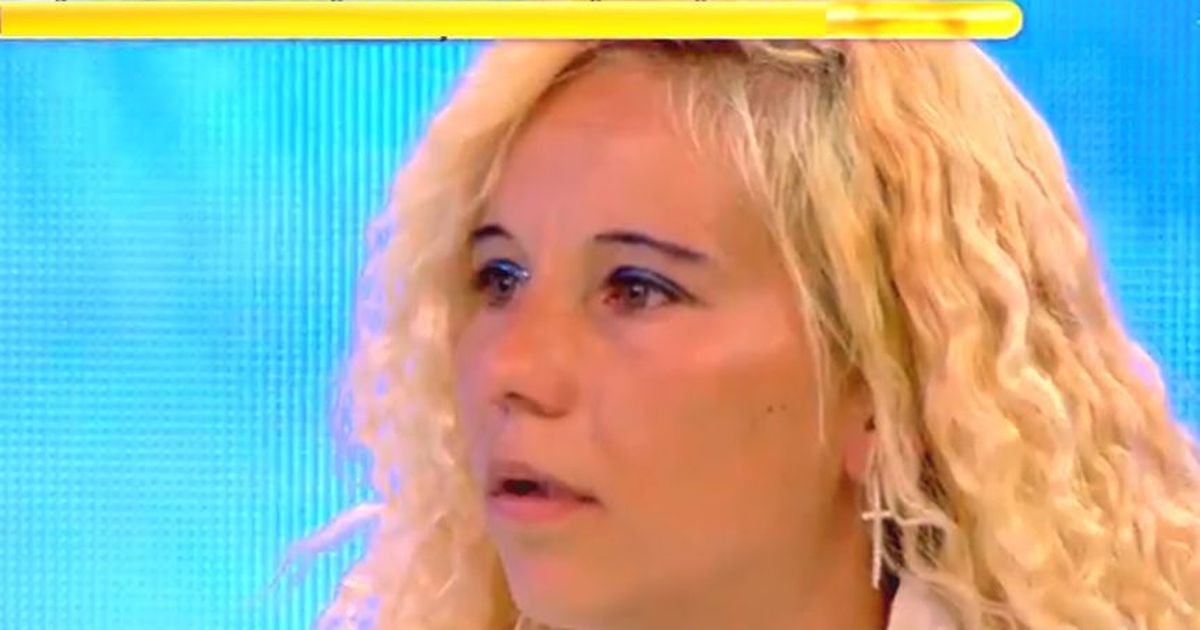 Alina, tanara care sustine ca e infectata cu argint viu, e insarcinata ...