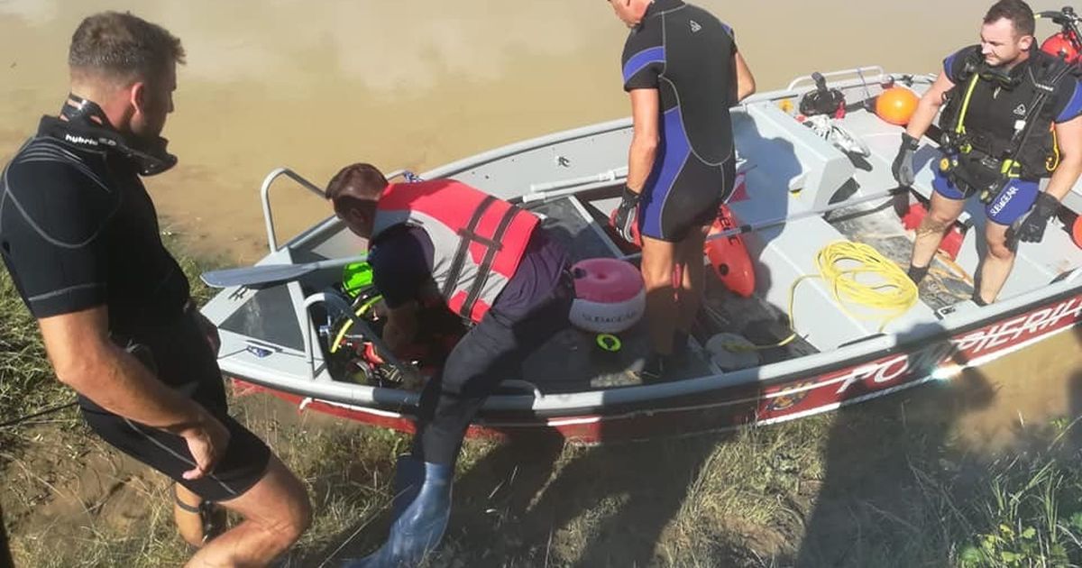 Fetita disparuta in raul Vedea a fost gasita moarta - WOWBiz