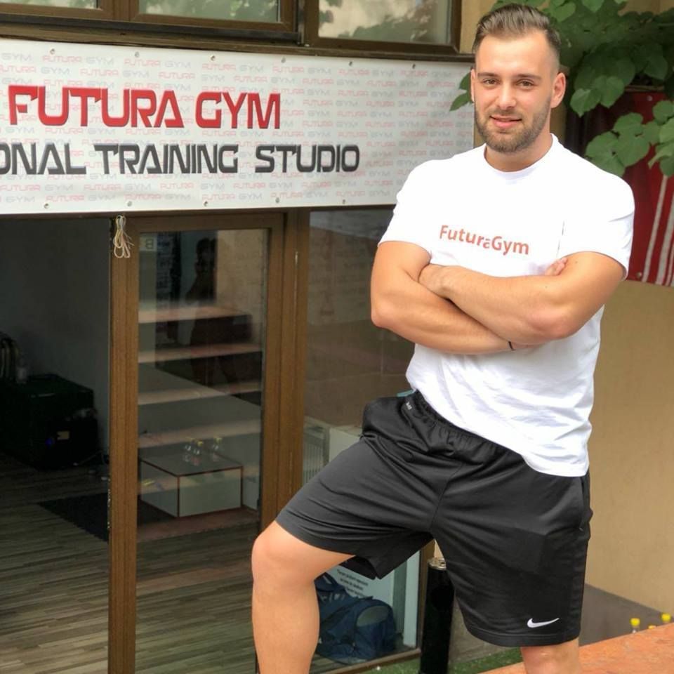 Un nou specialist la Kfetele.ro! Antrenorul vedetelor, Alex Cristi, ne ...