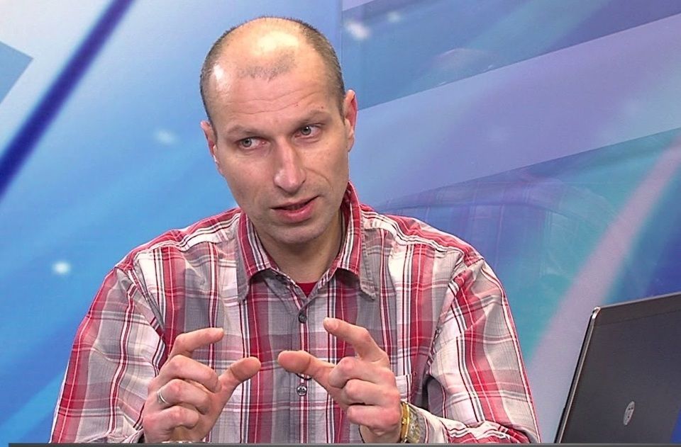 Ioan Burculet, specialistul Kfetele.ro in ASTROLOGIE si PREVIZIUNI: Cum ...