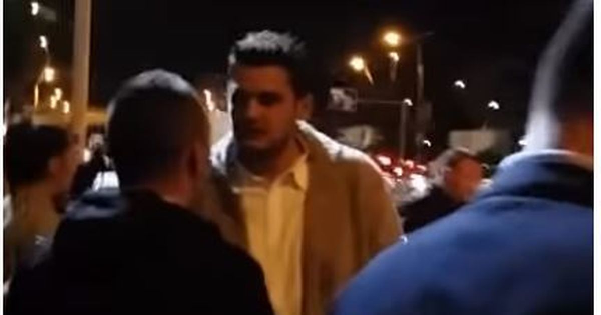 Fiul lui Dragnea, incoltit de fanii Rapidului: "Esti patron pe banii ...