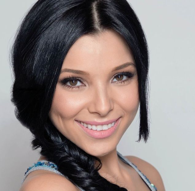 Corina Caragea se marita! Ceruta de nevasta chiar de ziua ei! - WOWBiz