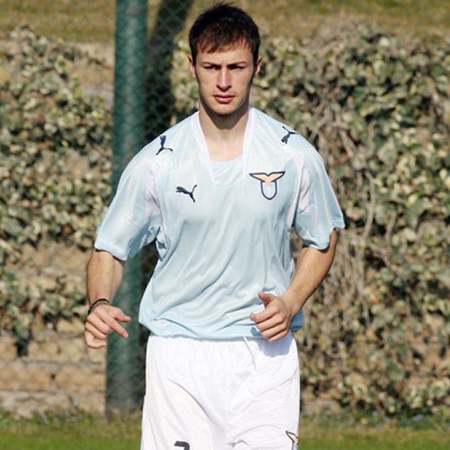 Radu Stefan este un om fericit! Fotbalistul lui Lazio va fi tata de ...